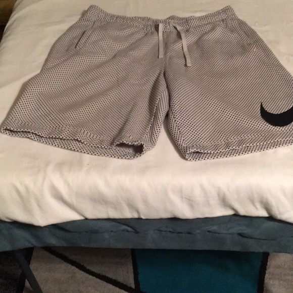 Nike | Shorts | Men Xl Nike Polka Dots Shorts | Poshmark